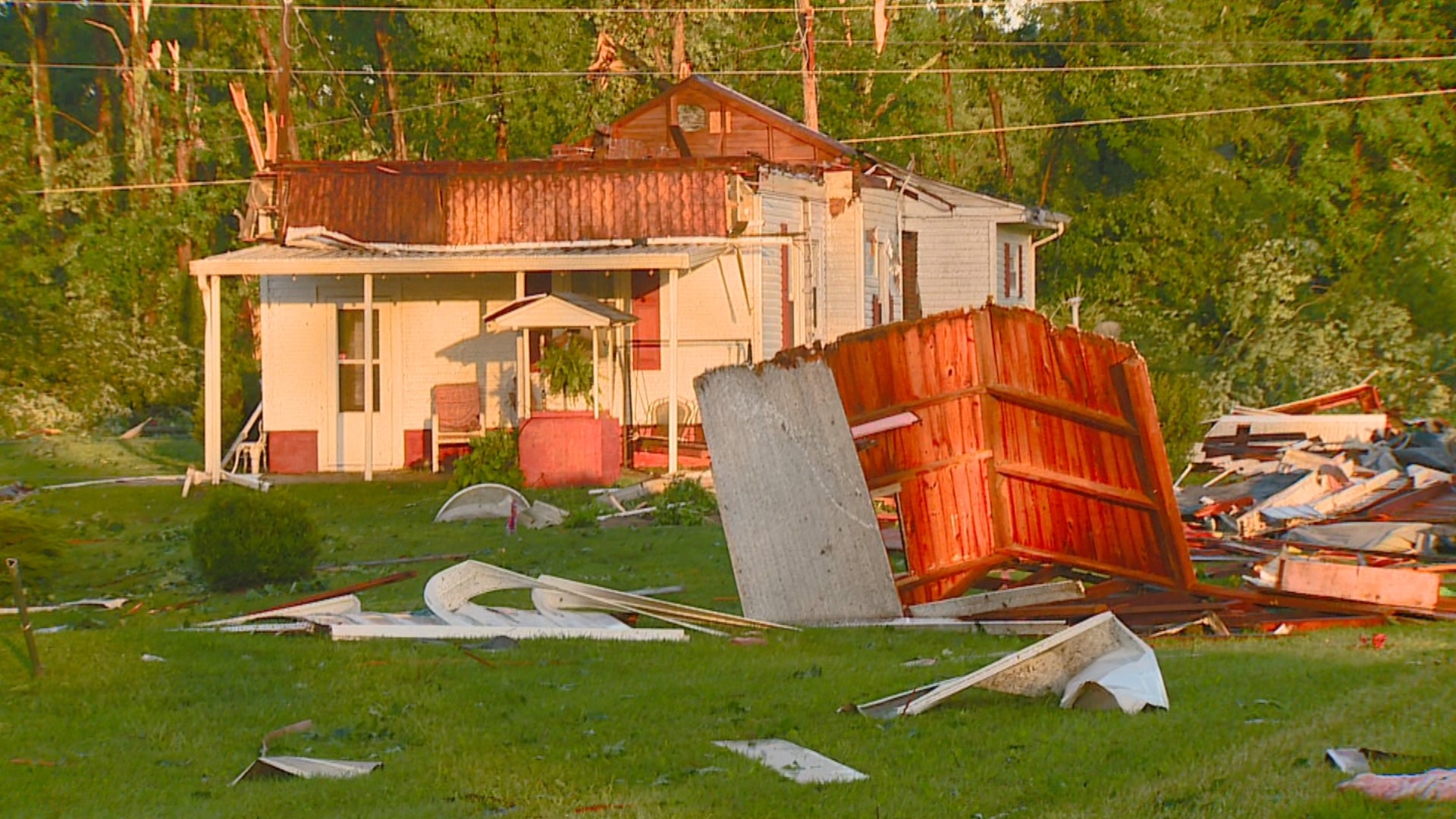 93-year-old veteran recounts tornado hitting his longtime Indiana home