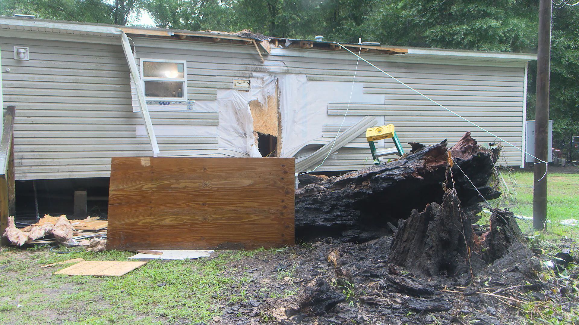 ‘This ain’t no good thing’: Tree falls into Beaumont family’s home ...