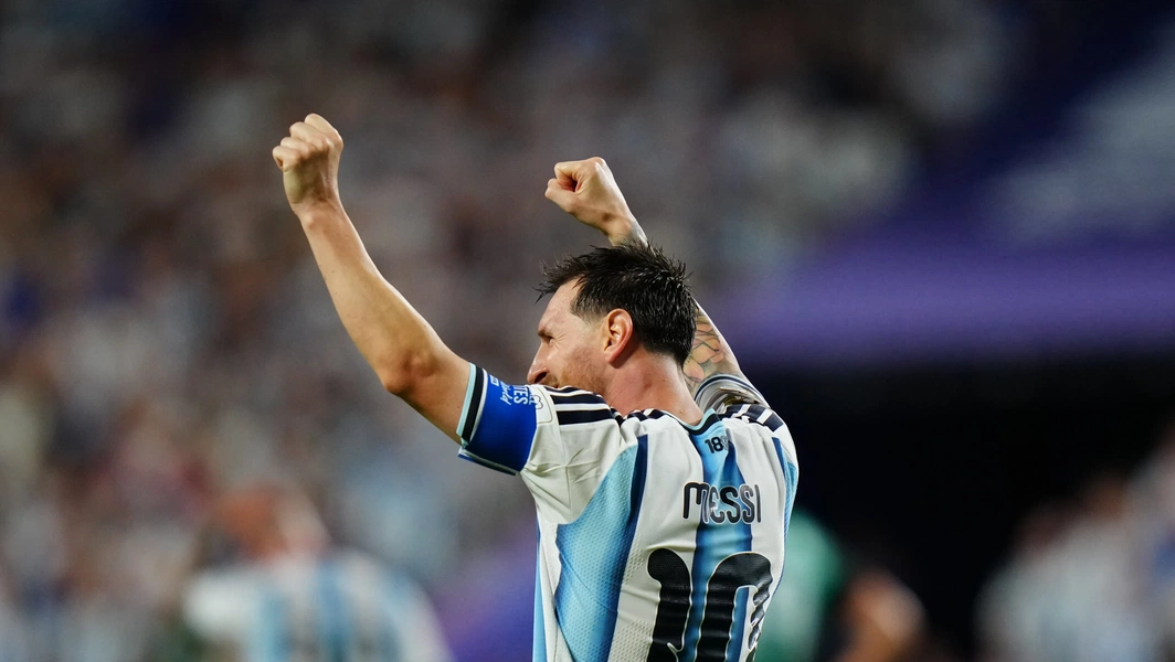 Messi and David share early Golden Boot lead