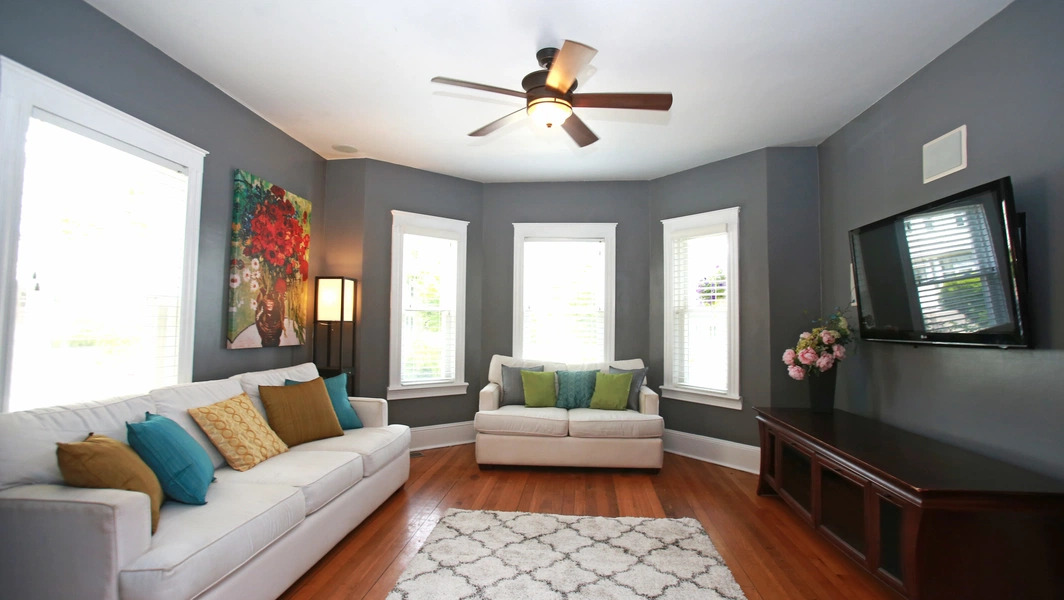 12 trending living room paint colors for 2026