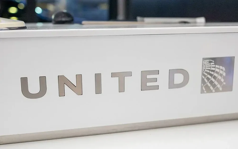 United marks military pilot milestone with patriotic livery