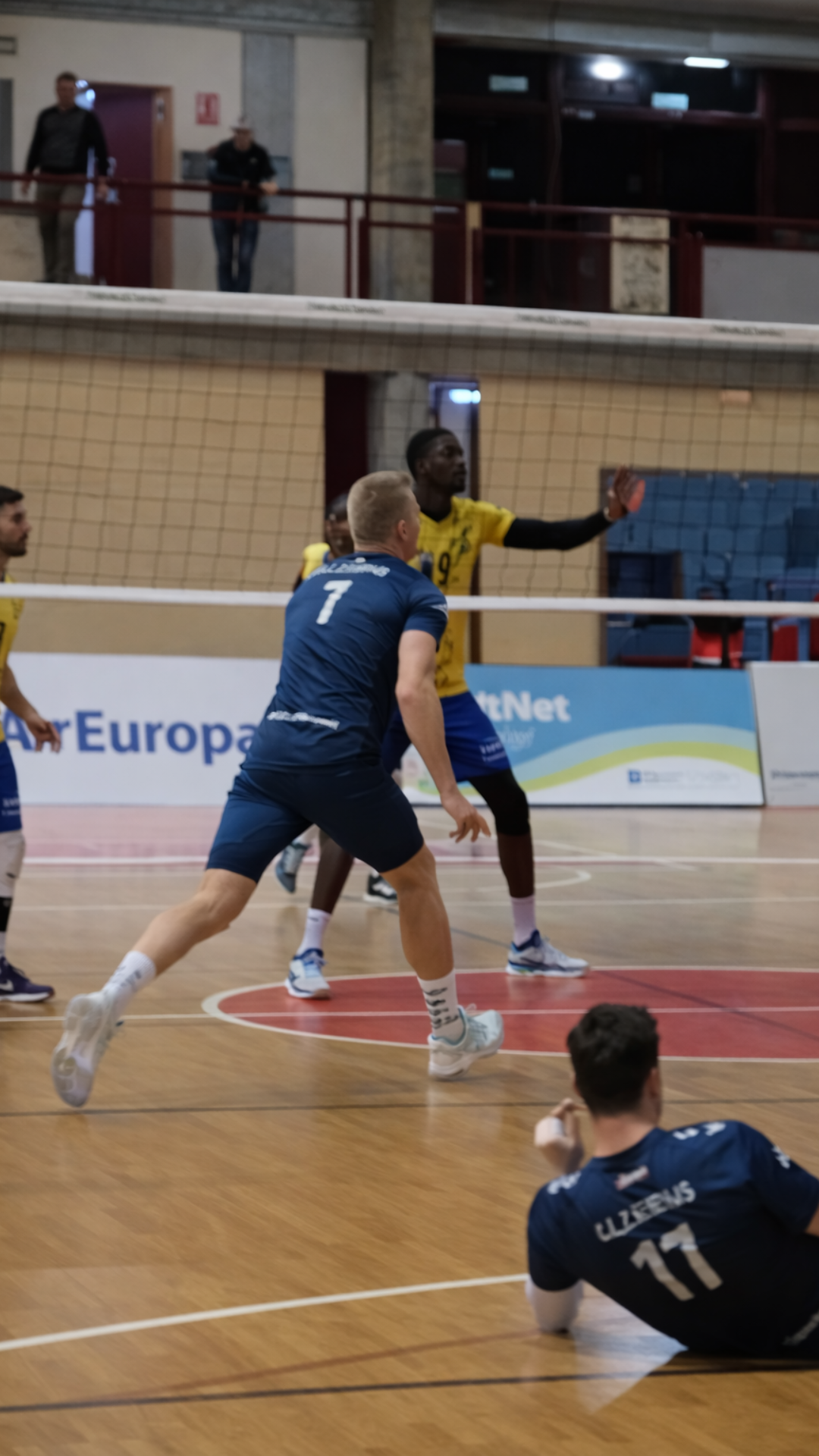 Improve your volleyball game with these middle attacking skills