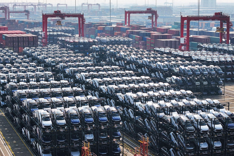 South Korea's US service deficit widens sharply