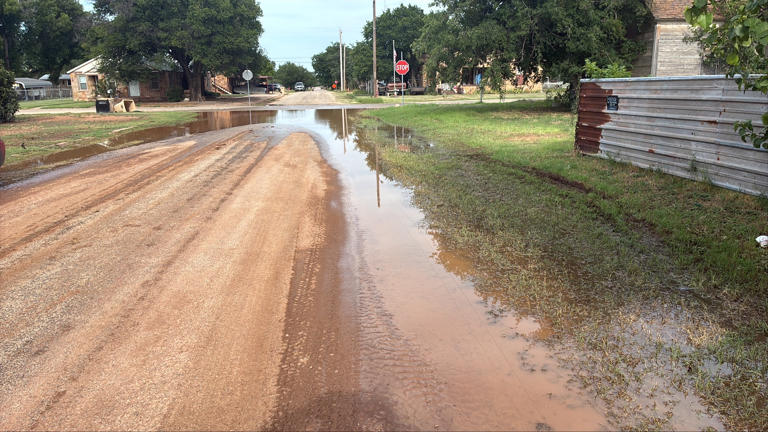 Water main break causes citywide outage, boil water notice in Merkel