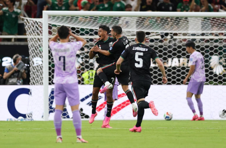Watch: Horror goalie error leads Mexico past South Korea, seals first ...