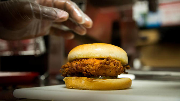 Jersey Mike’s ends Chick-fil-A’s 11-year fast-food streak