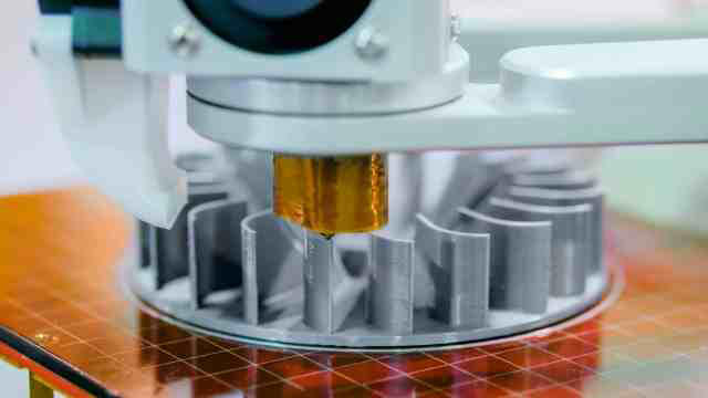 Key 3D printing innovations shaping 2024 industries