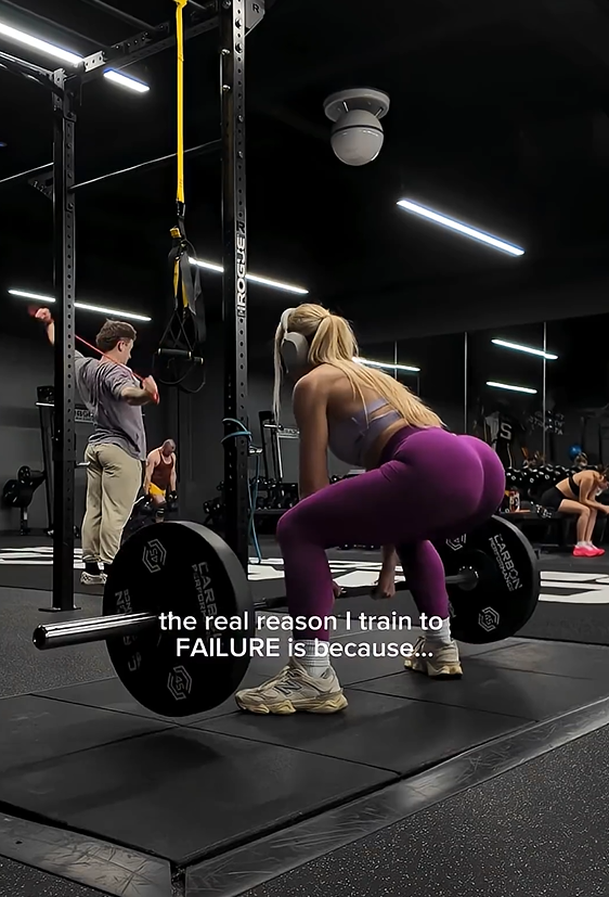 Gym vlog: Lower body workout and leg day training routine
