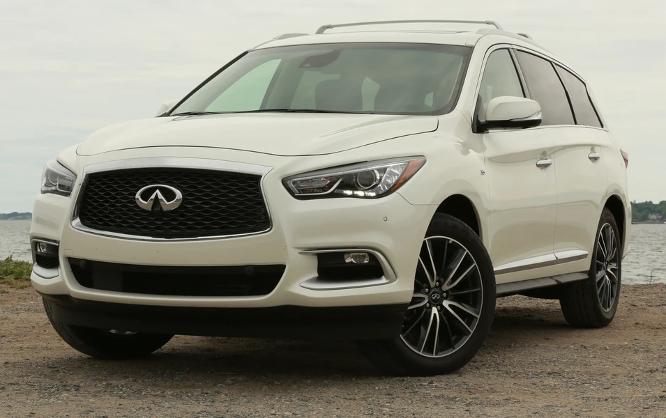 Infiniti QX60, Land Rover Discovery lead 2026 SUV depreciation list