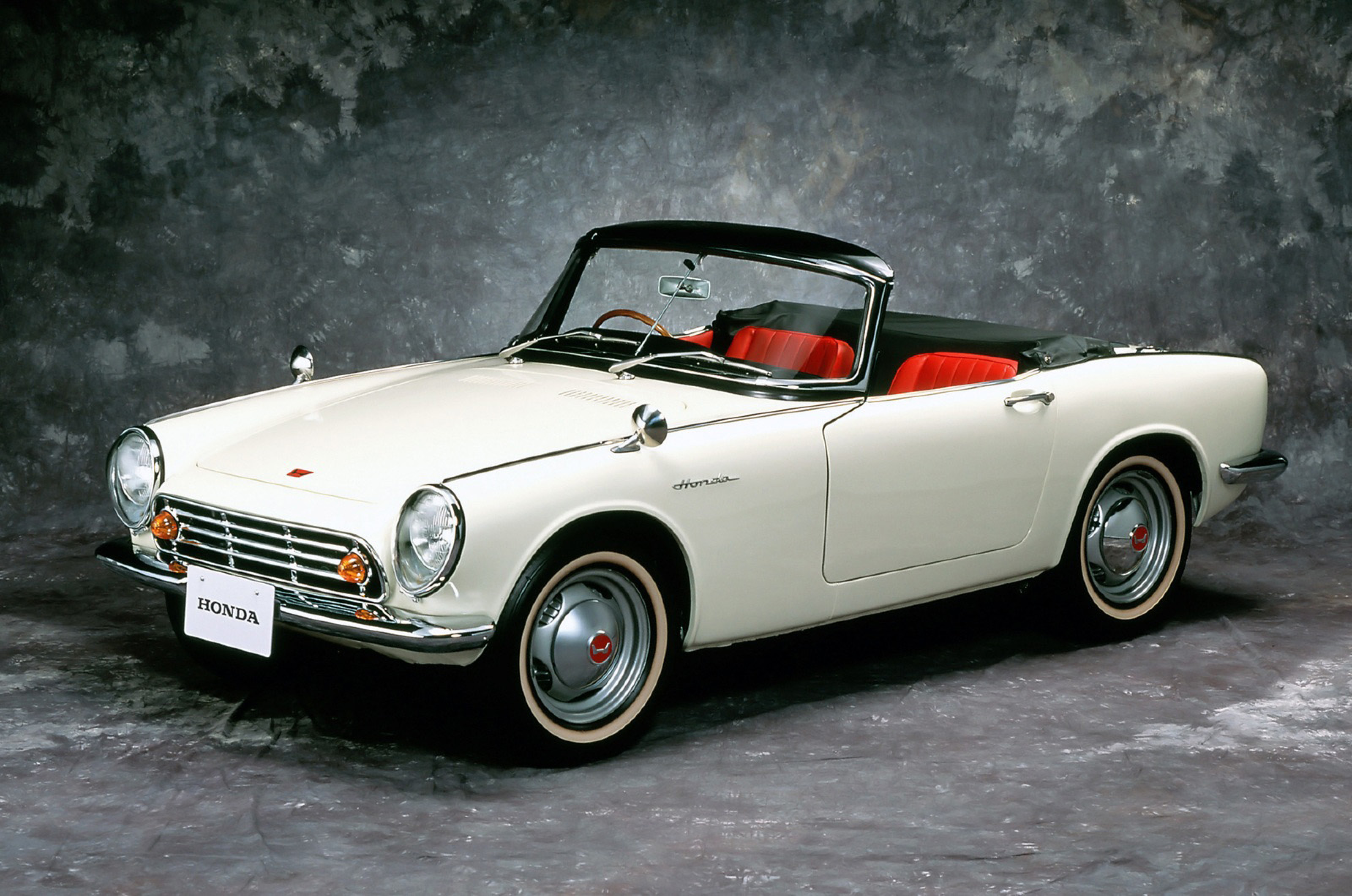 25 klassische japanische Sportwagen