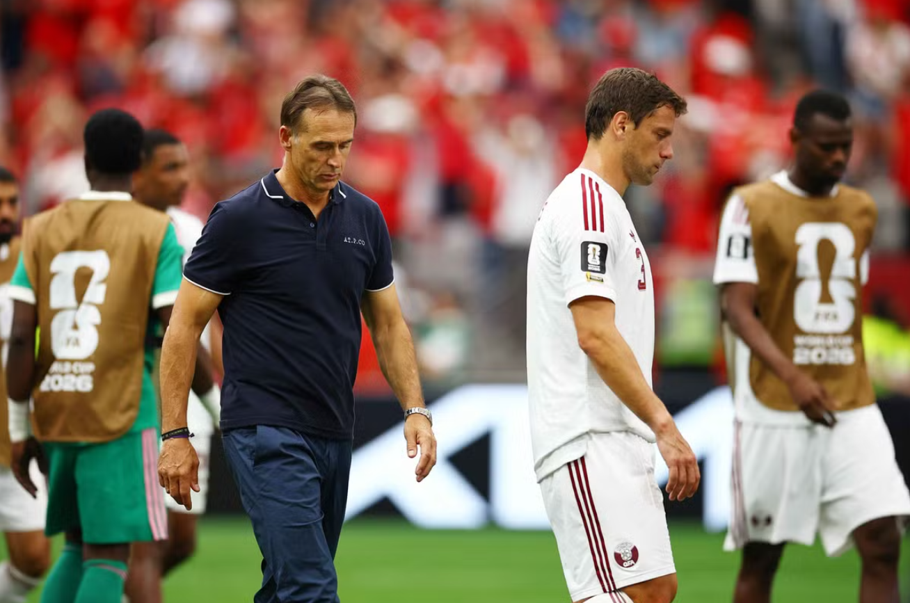 HLV Lopetegui nổi giận khi Canada không nương chân cho Qatar