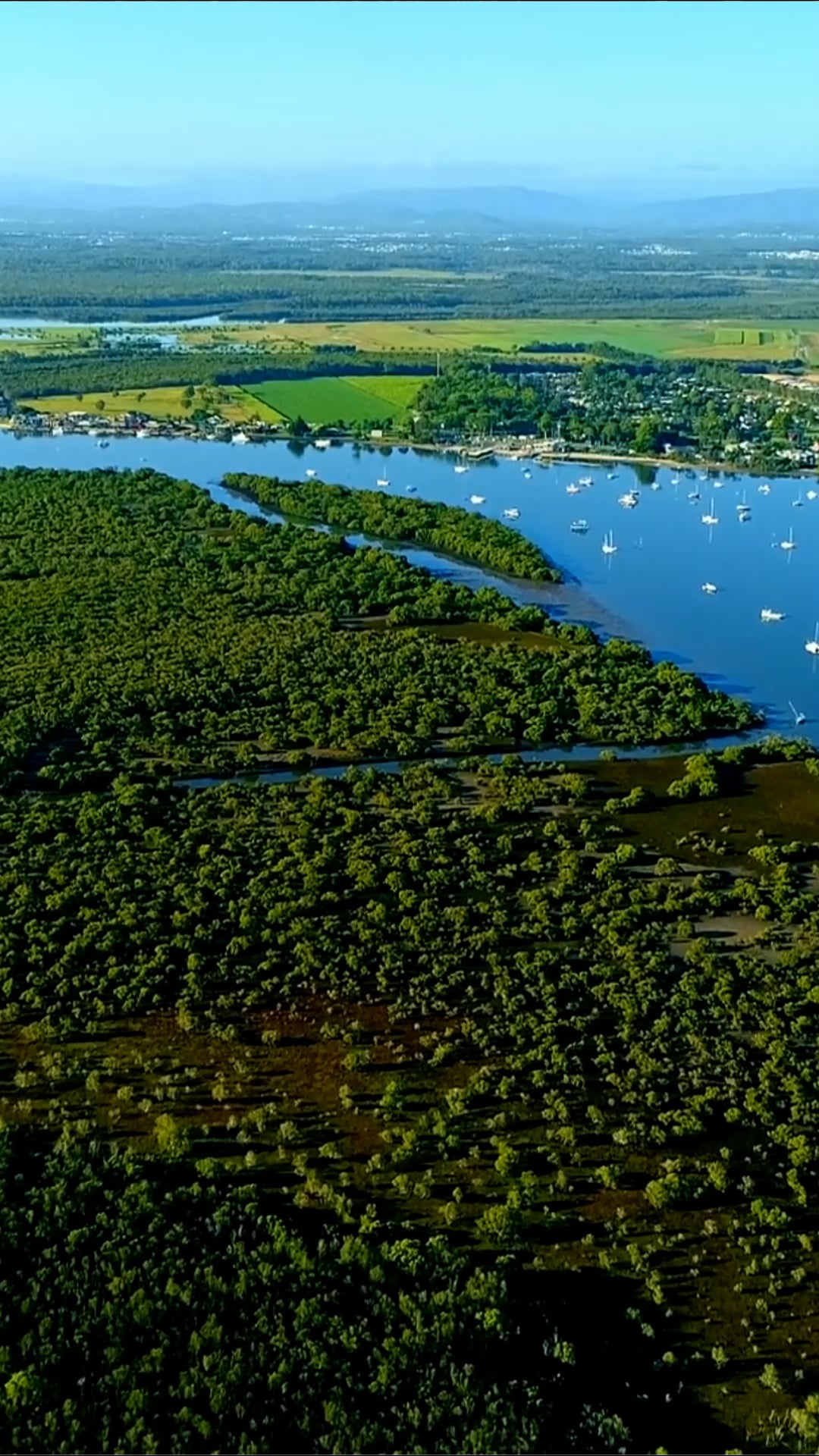 Queensland, Australia: Drone tour from rainforest to reef