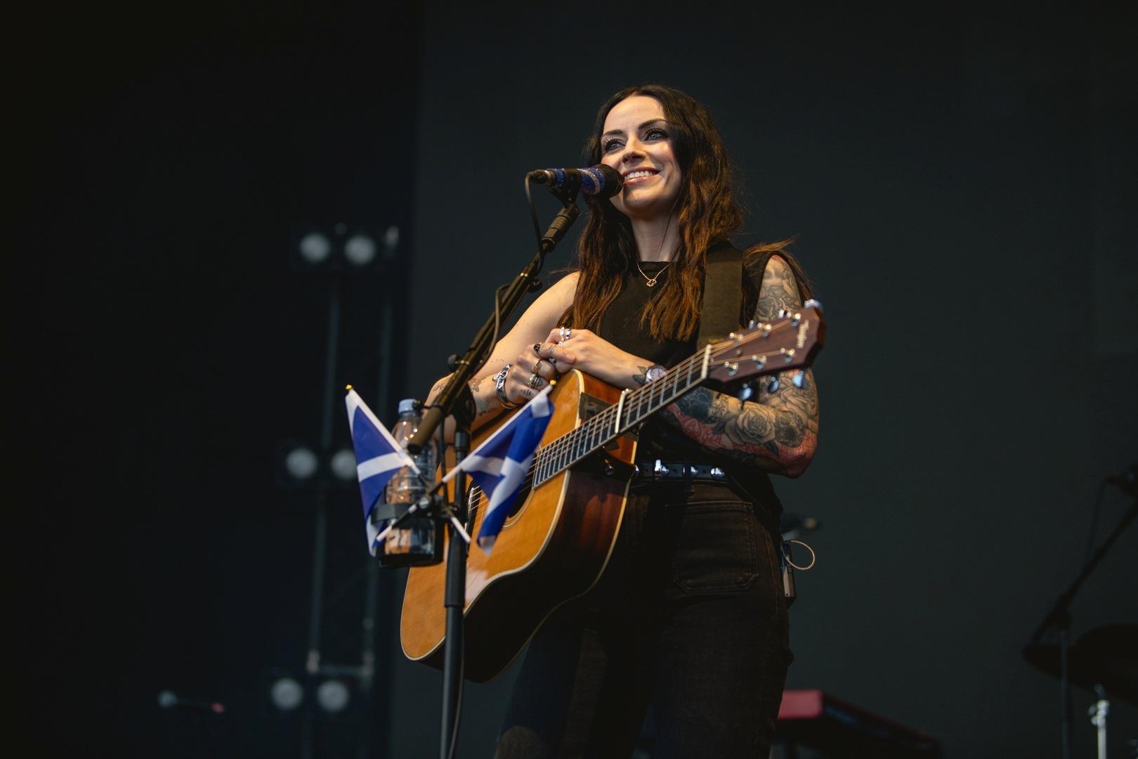 Amy Macdonald in Halifax: Photos as Scottish chart-topper wows crowds ...