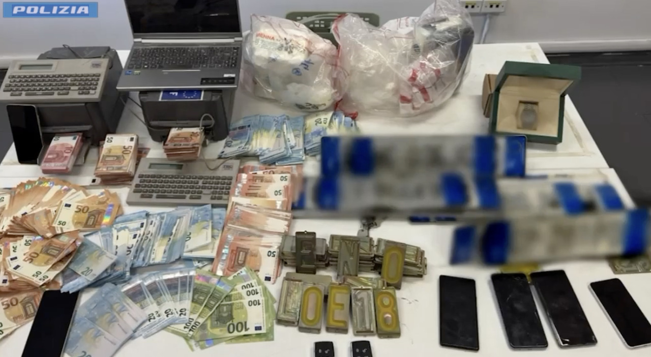 Pozzuoli, armi, esplosivi, droga e banconote false: catturato 27enne ...
