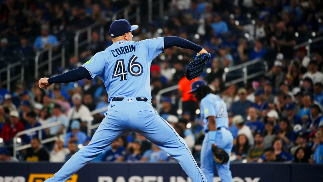 Blue Jays sweep Red Sox after Scherzer injury