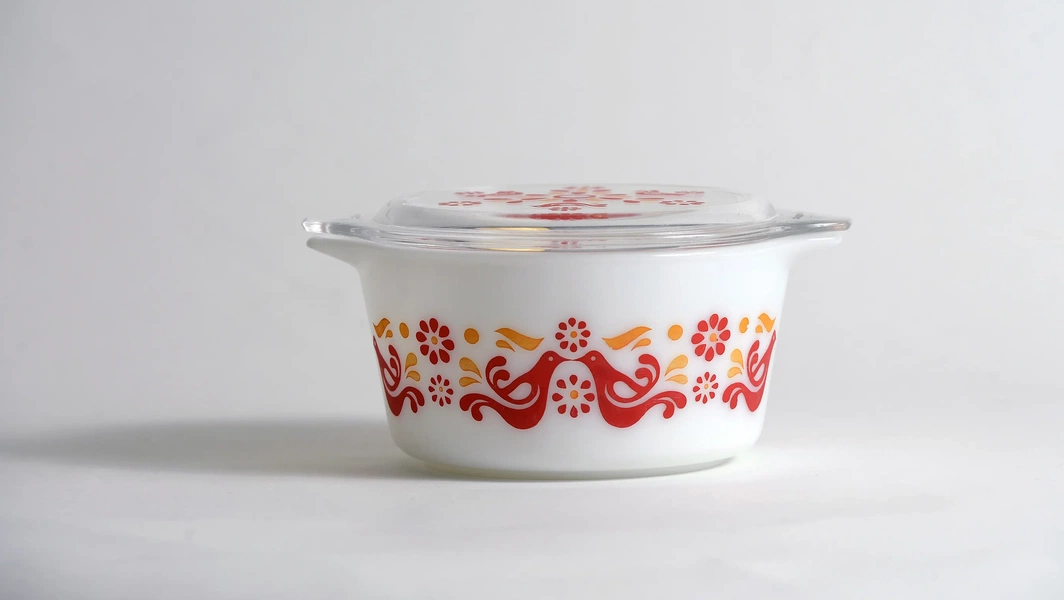 Identifying and valuing vintage Pyrex