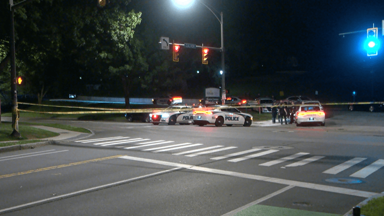 18-year-old found with gunshot wounds at Cobbs Hill Park