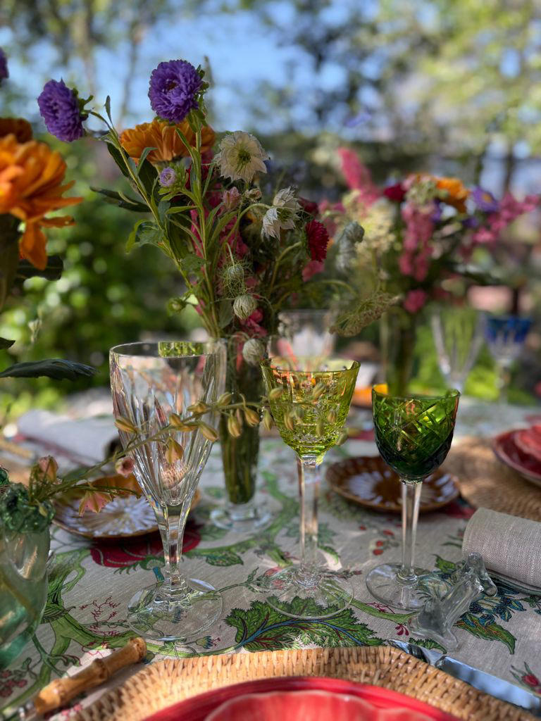 Viste la mesa de primavera perfecta con los consejos de la experta en ...