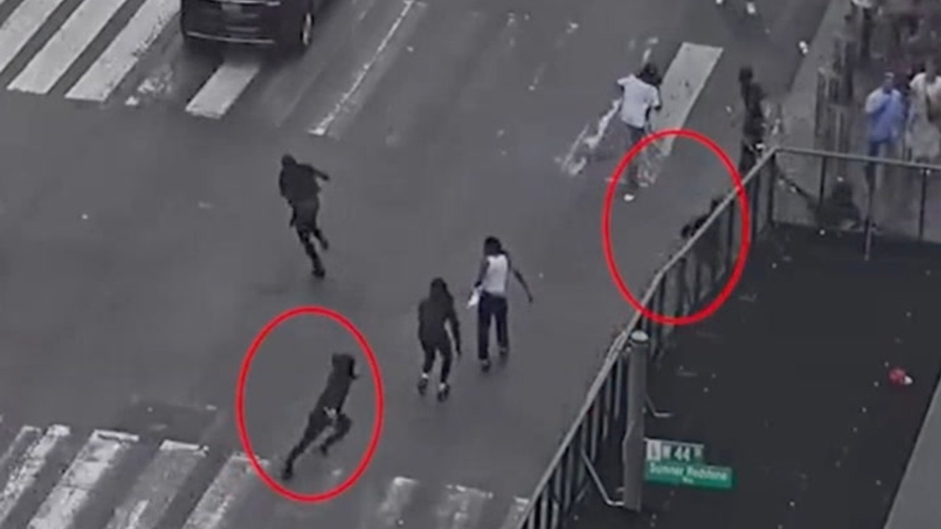 EarthCam captures crowds fleeing as shots fired in Times Square