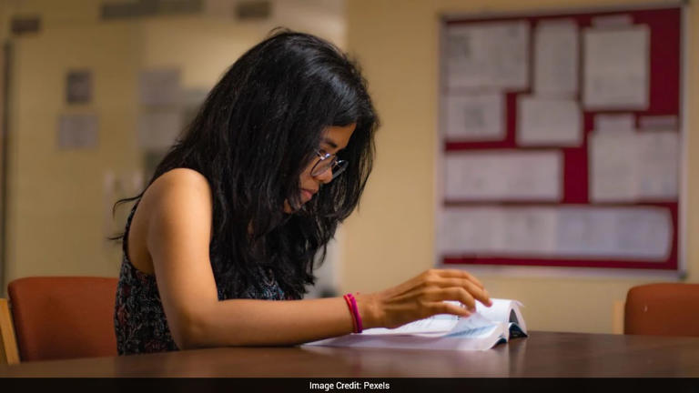 Top diploma courses after 12th: Best options for science, arts and commerce