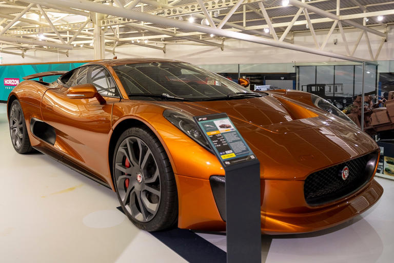 1908s & 90s Hot Hatches at British Motor Museum Exhibition