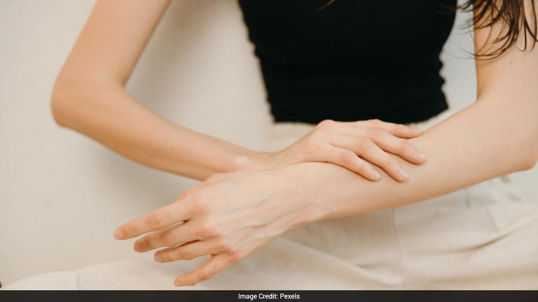 Chinese doctors remove two parasites from woman's arm after lump grows ...