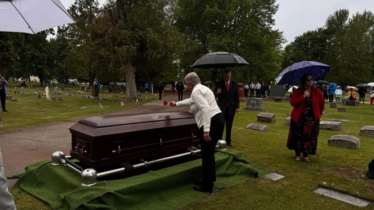 A Wisconsin airman died in a 1952 plane crash. This week, he came home
