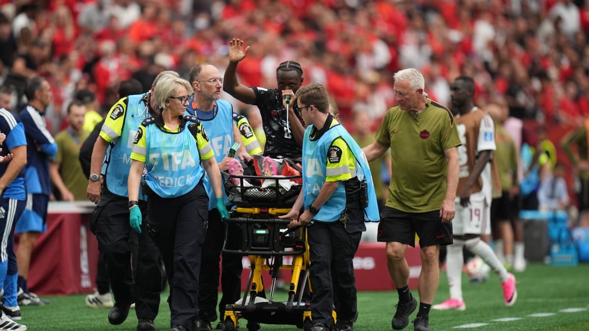 'You could hear the bone snap' - World Cup star suffers horror injury