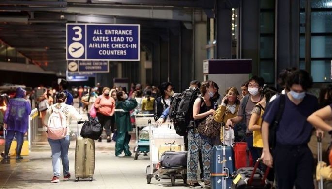 Healthcare costs in Philippines push Filipinos to work abroad, report finds