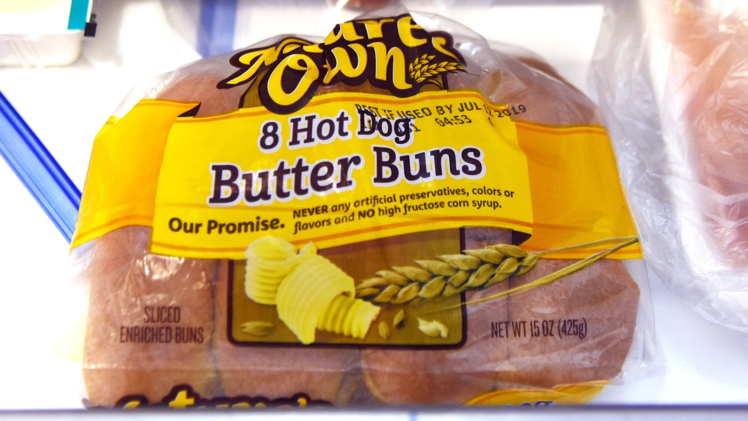 4 best and worst store-bought hot dog buns