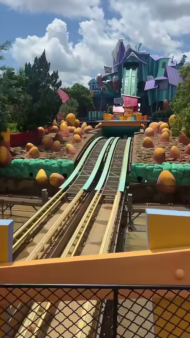 Ripsaw Falls at Islands of Adventure without water #universalorlando