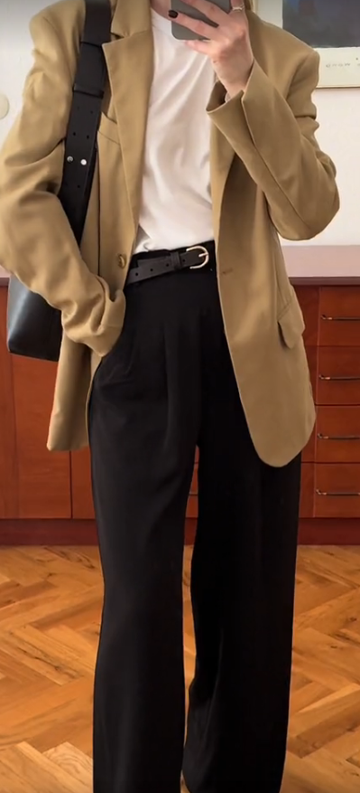 Minimalist outfit ideas for women