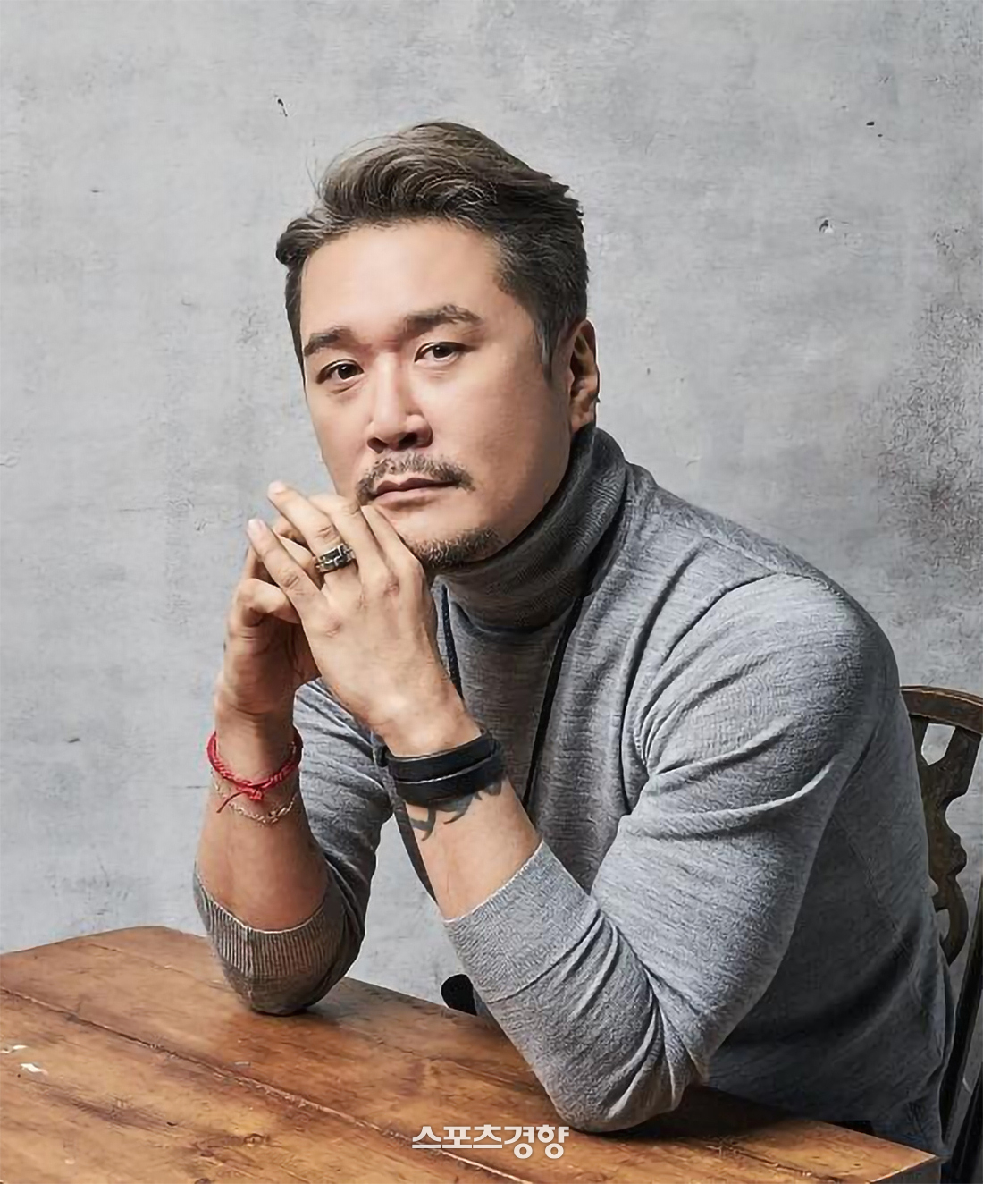 JK김동욱 “나라가 개판, 내 발라드도 죽었다”