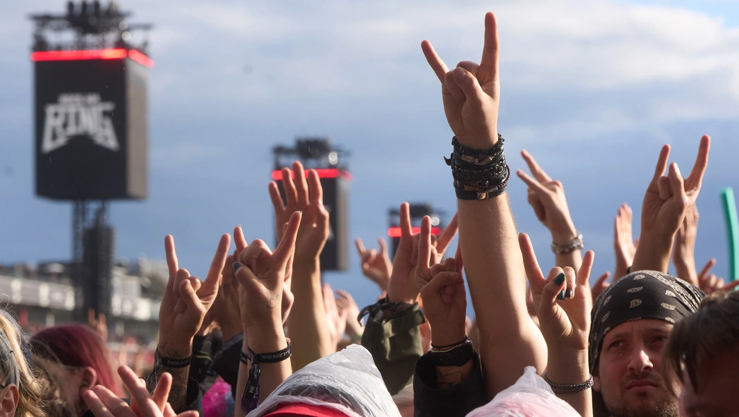 13 memorable music moments on June 12