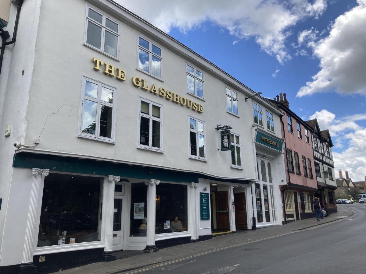 Wetherspoons stops paying out over seagull thefts