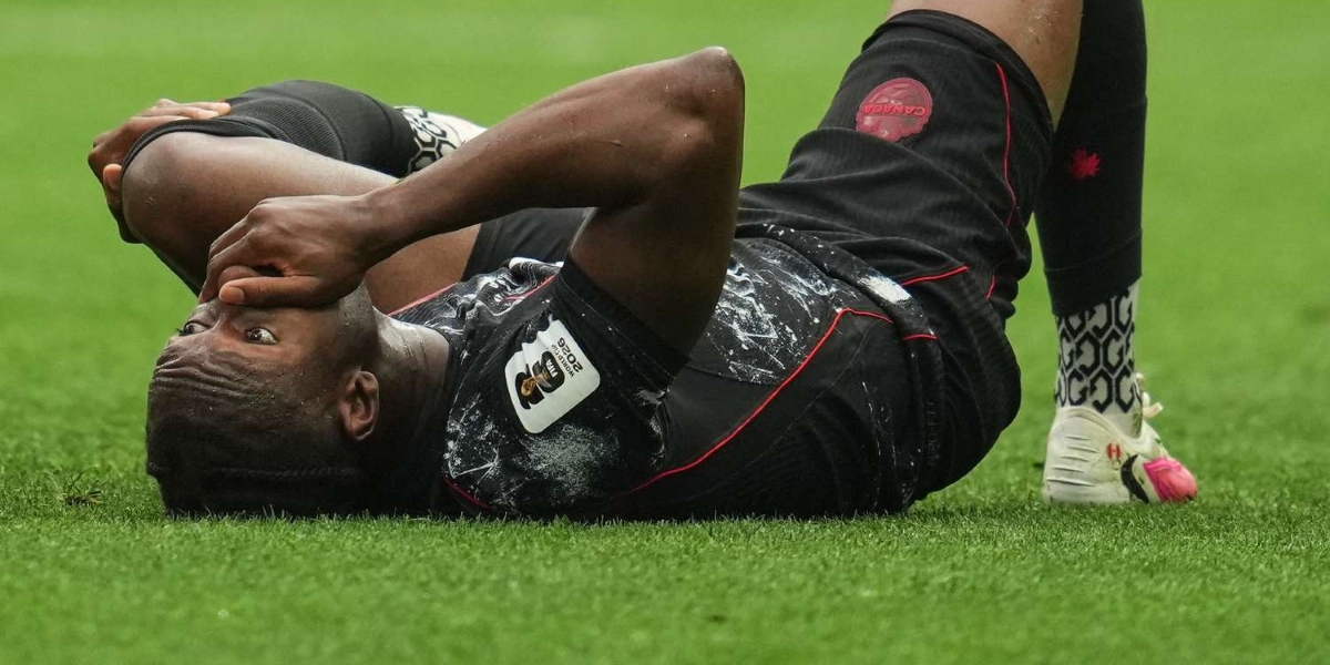 Ismaël Koné injury: "We could all hear the bone break"