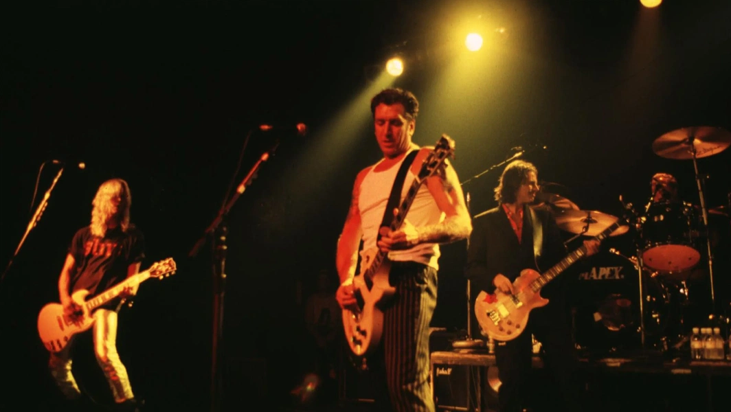Neurotic Outsiders: A 1990s punk-hard rock supergroup