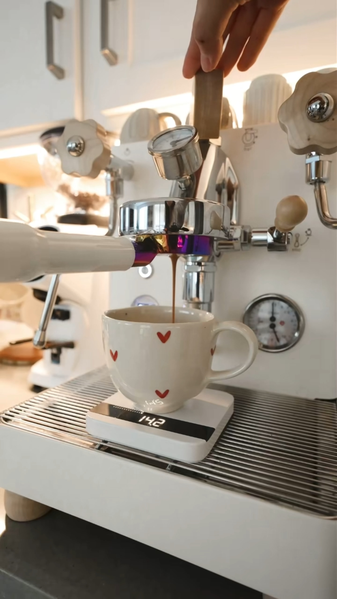 Morning coffee routine: calm start to a productive day