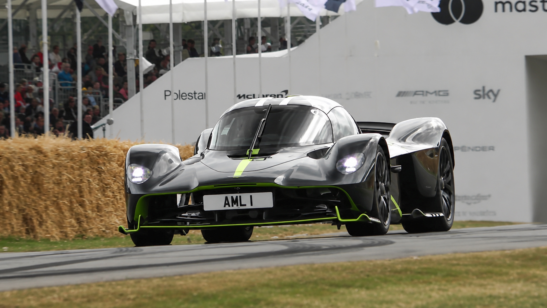 Zeldzame Aston Martin Valkyrie van 3 miljoen dollar in actie