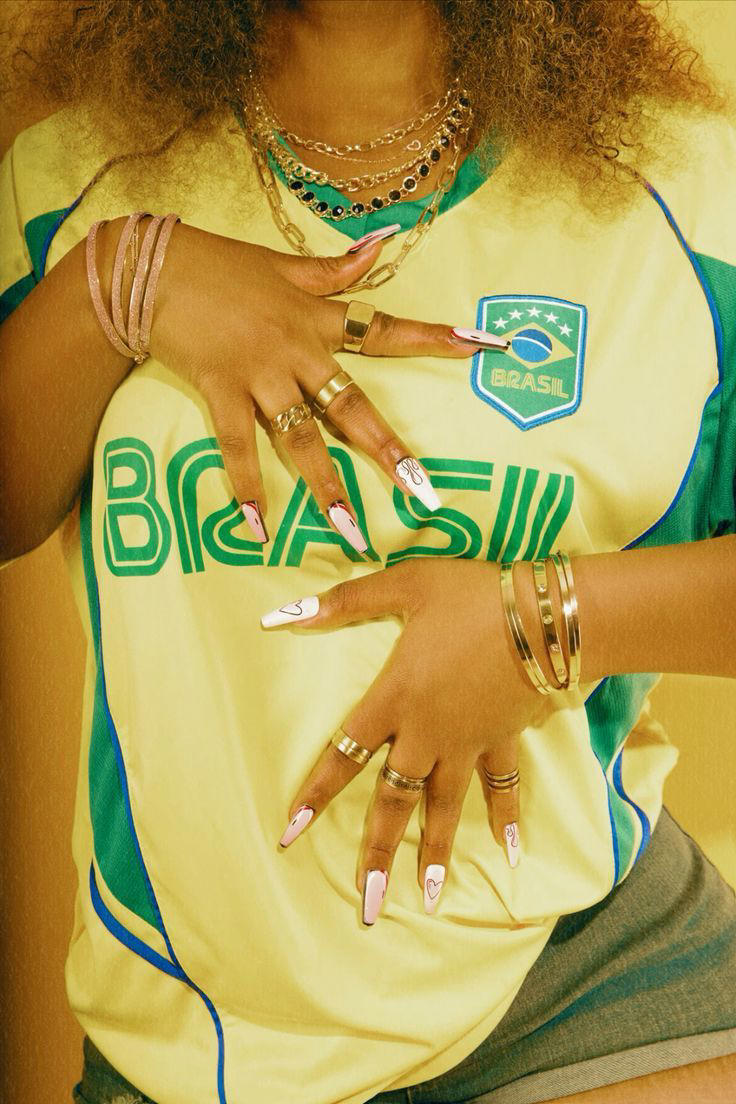 Looks para assistir aos jogos: inspirações da TT House para a Copa