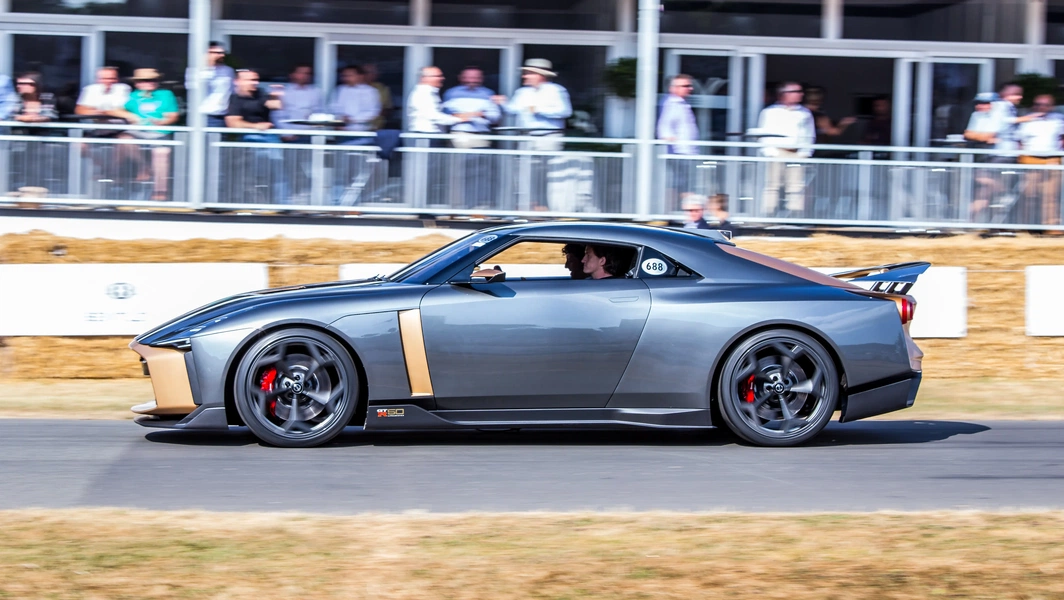 9 foreign cars with muscle car spirit