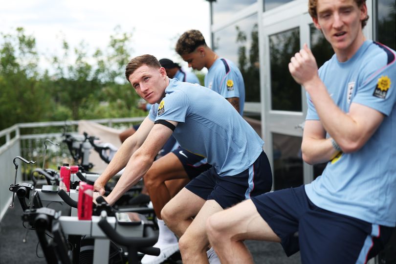 Elliot Anderson Man City medical claim as Nottingham Forest transfer at ...