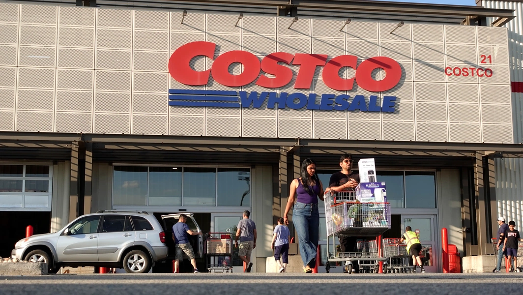 9 Costco shopping tips for bigger savings