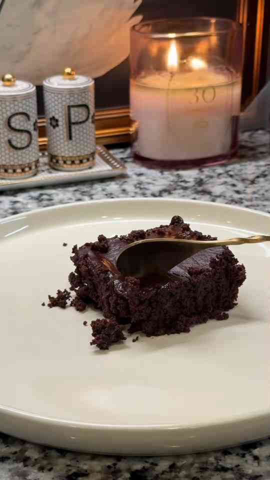 Chocolate brownie cake with rich ganache topping