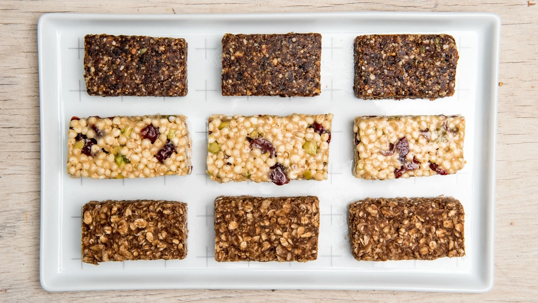 4 dietitian-approved snack bars for clean nutrition