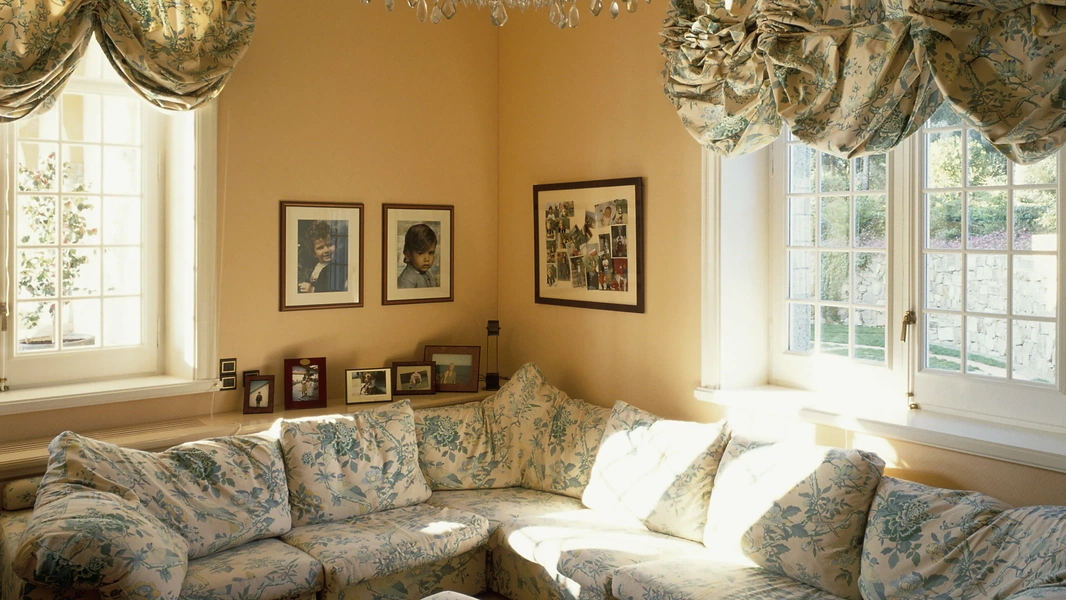 19 smart ideas for small living room design
