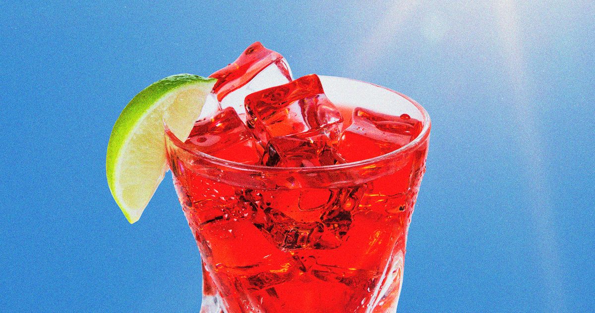 This summer, we’re drinking vodka-cran