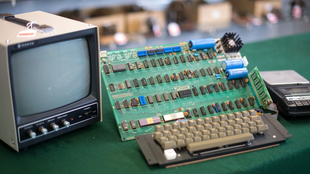 9 vintage electronics fetching high prices