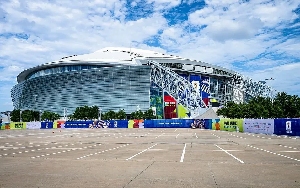 Schottenheimer laments World Cup changes to AT&T Stadium