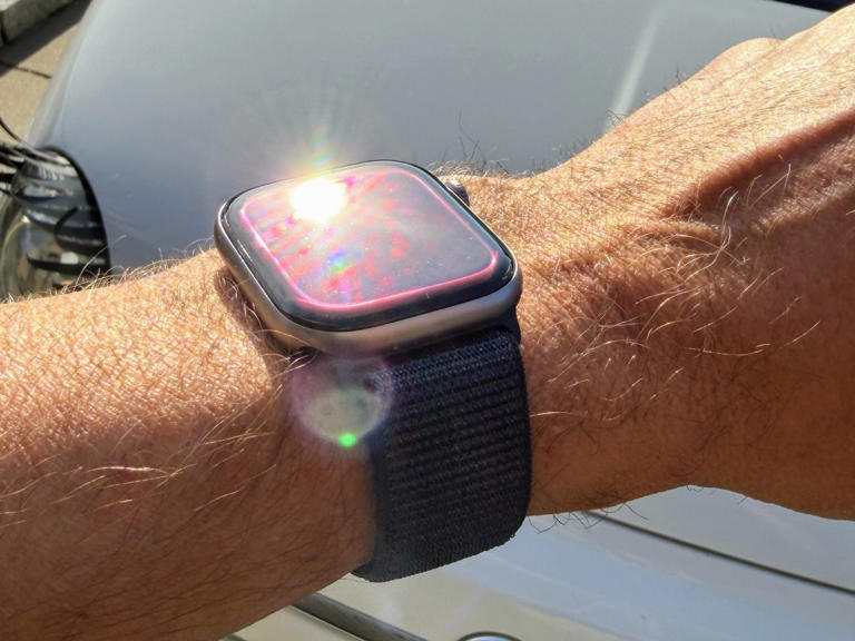 Smartwatch-markedet i vækst: Apple buldrer frem, mens Kina vågner